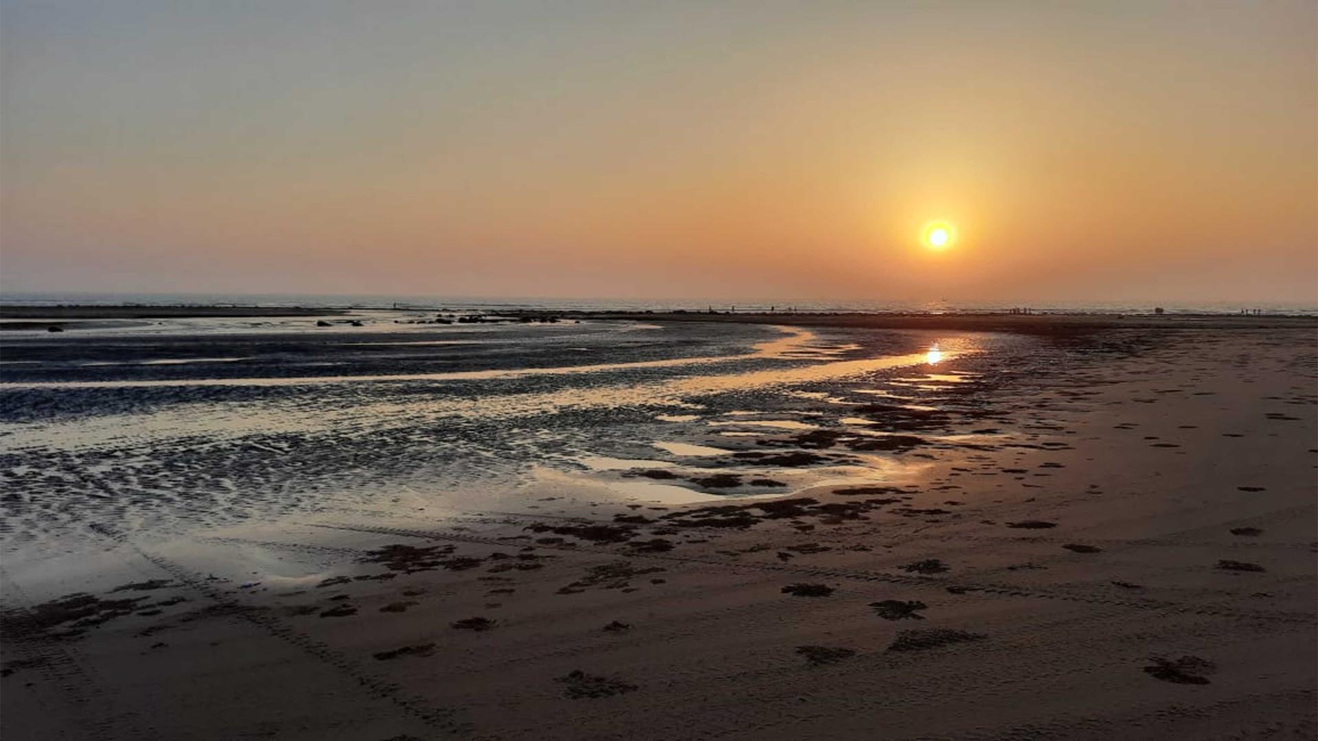 Inani Beach Snorkeling Guide: - Visit Bangladesh
